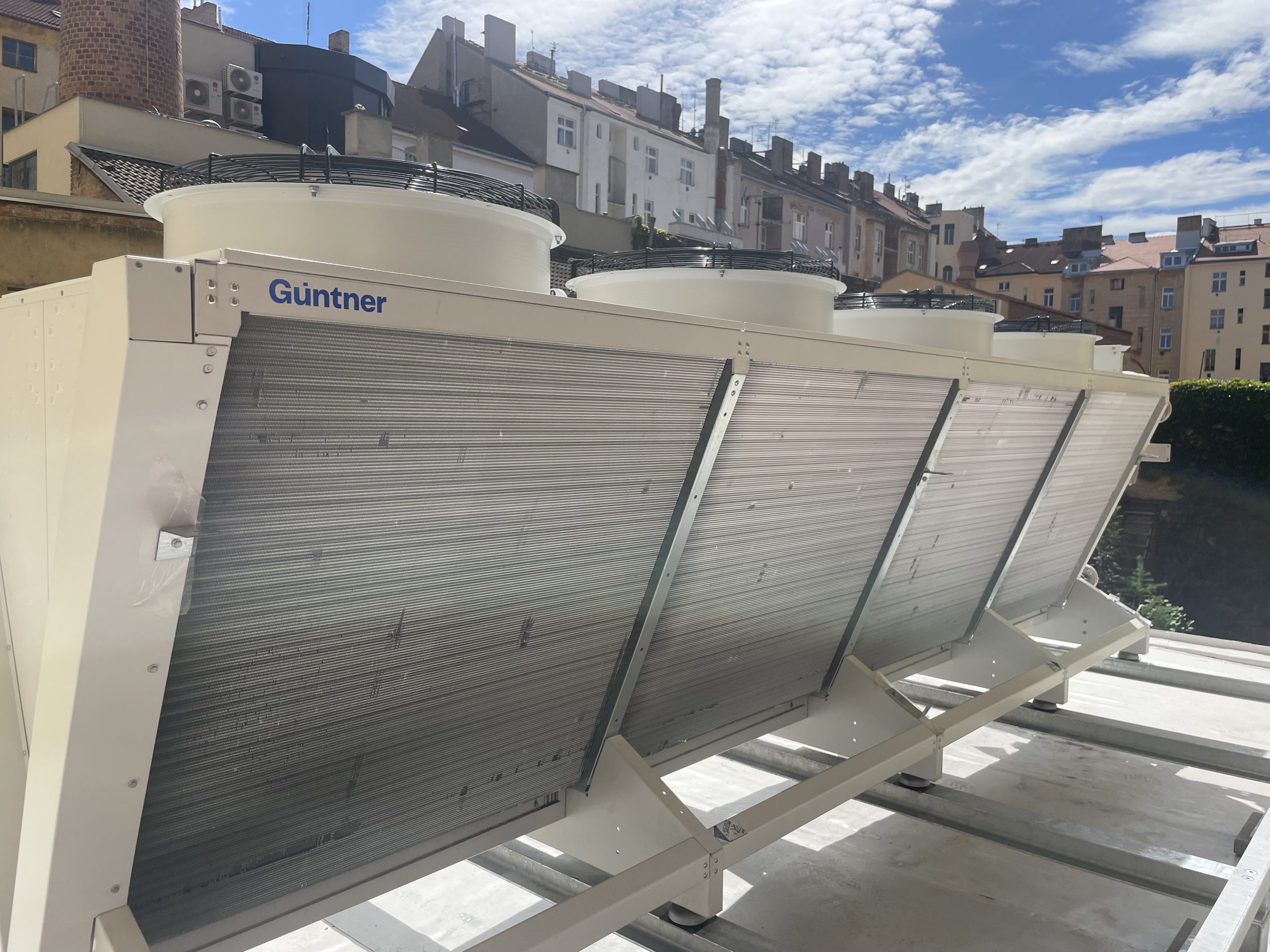 Our HVAC solutions for McDonald's: tailored efficiency | M2C